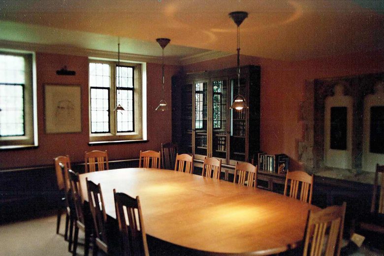 graham-storey-meeting-room – Freeland Rees Roberts